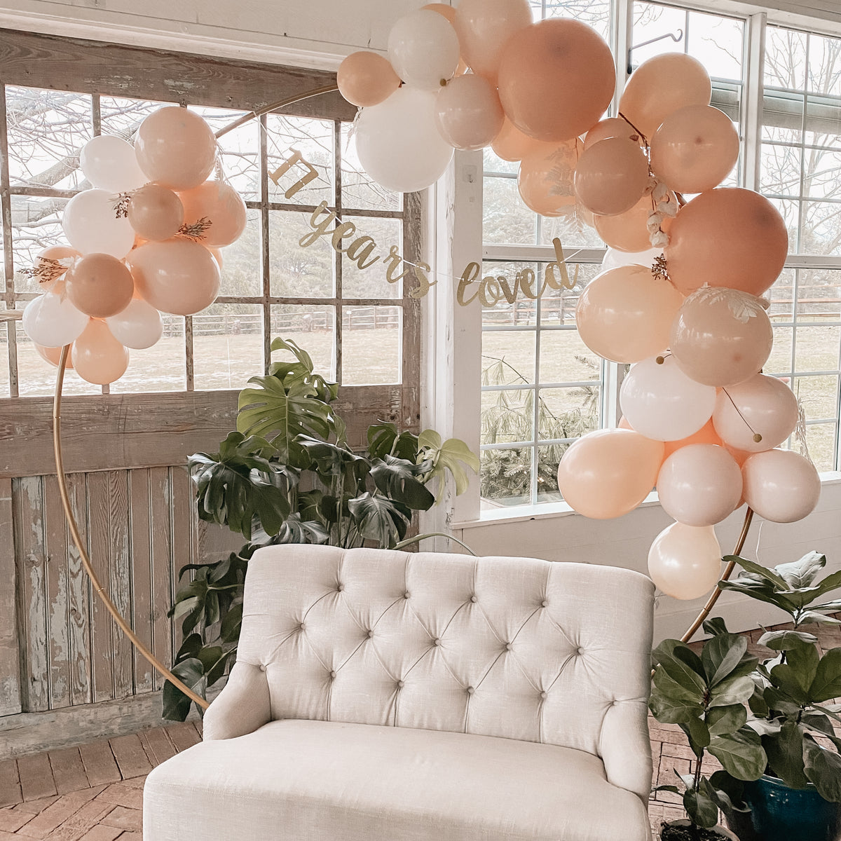 Round Gold Backdrop Stand Rental – White Gables Home